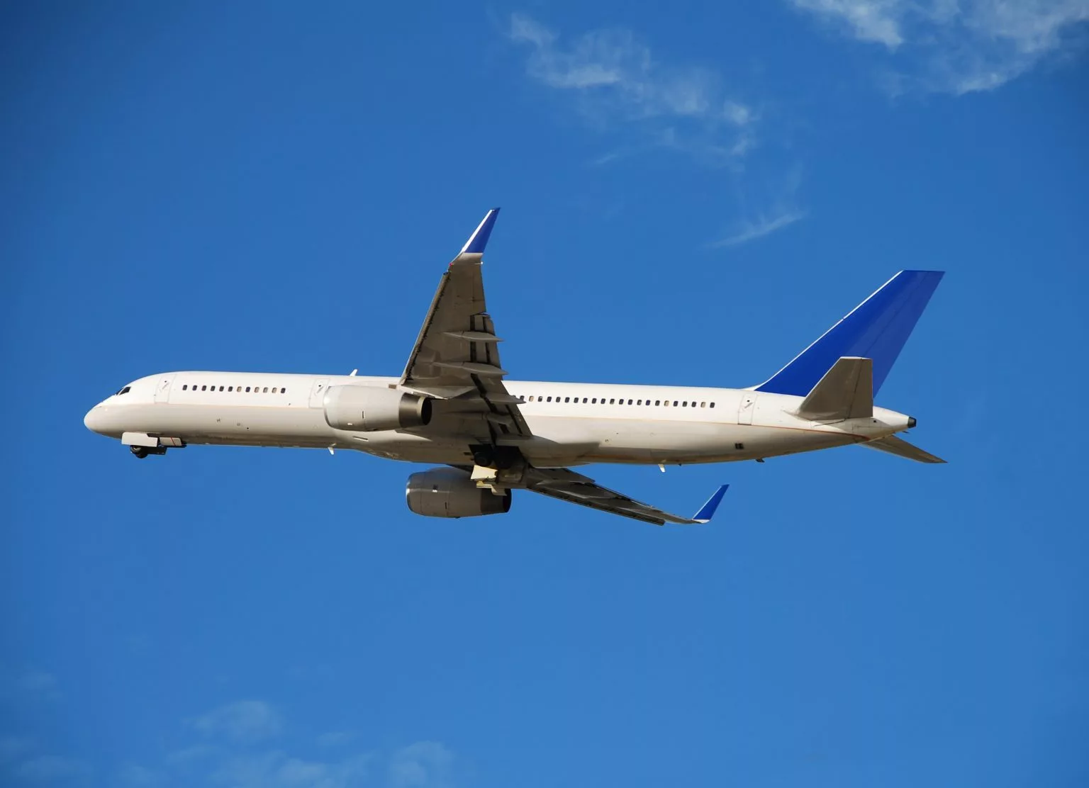 International Air Freight | PACK & SEND